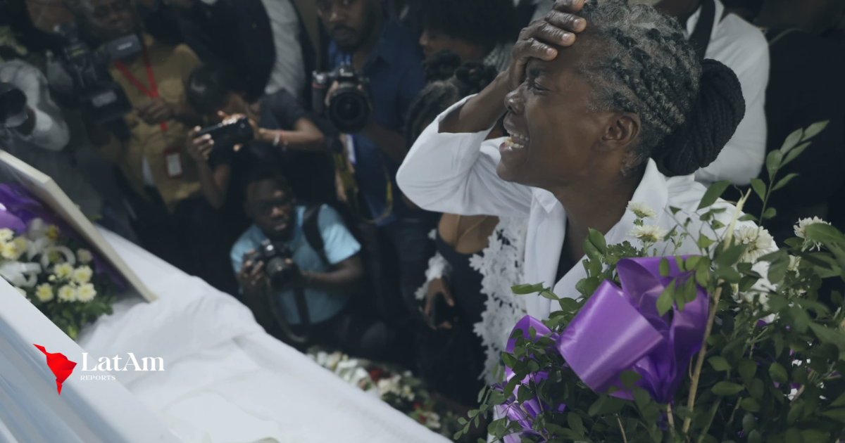 Haití despide a periodista asesinado en uno de los peores ataques