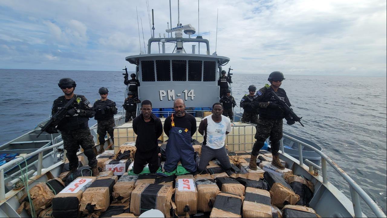 El Salvador Has Intercepted Vessels with Over 15 Tons of Cocaine at Sea ...